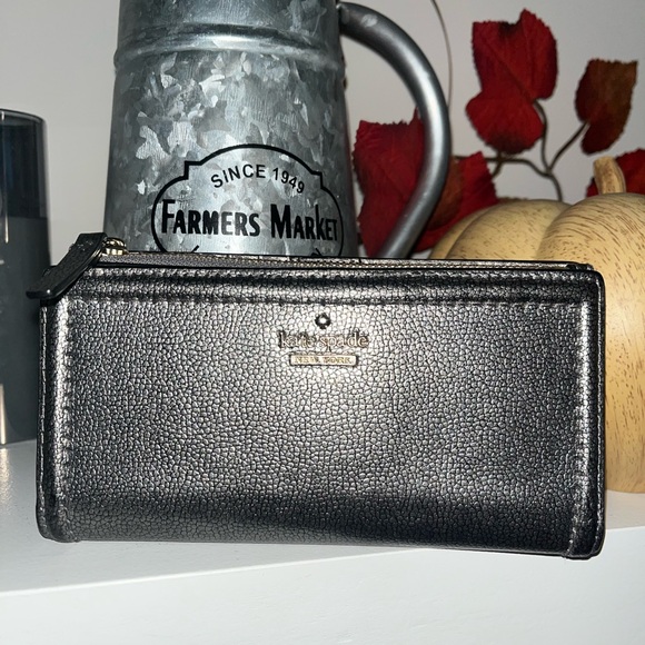 kate spade | Bags | Kate Spade Silver Wallet | Poshmark